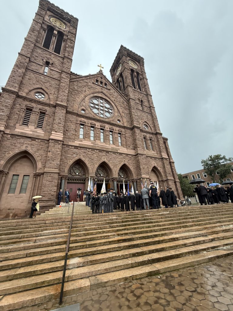 Hundreds gather for the funeral Mass of Judge Frank Caprio - Whats ...
