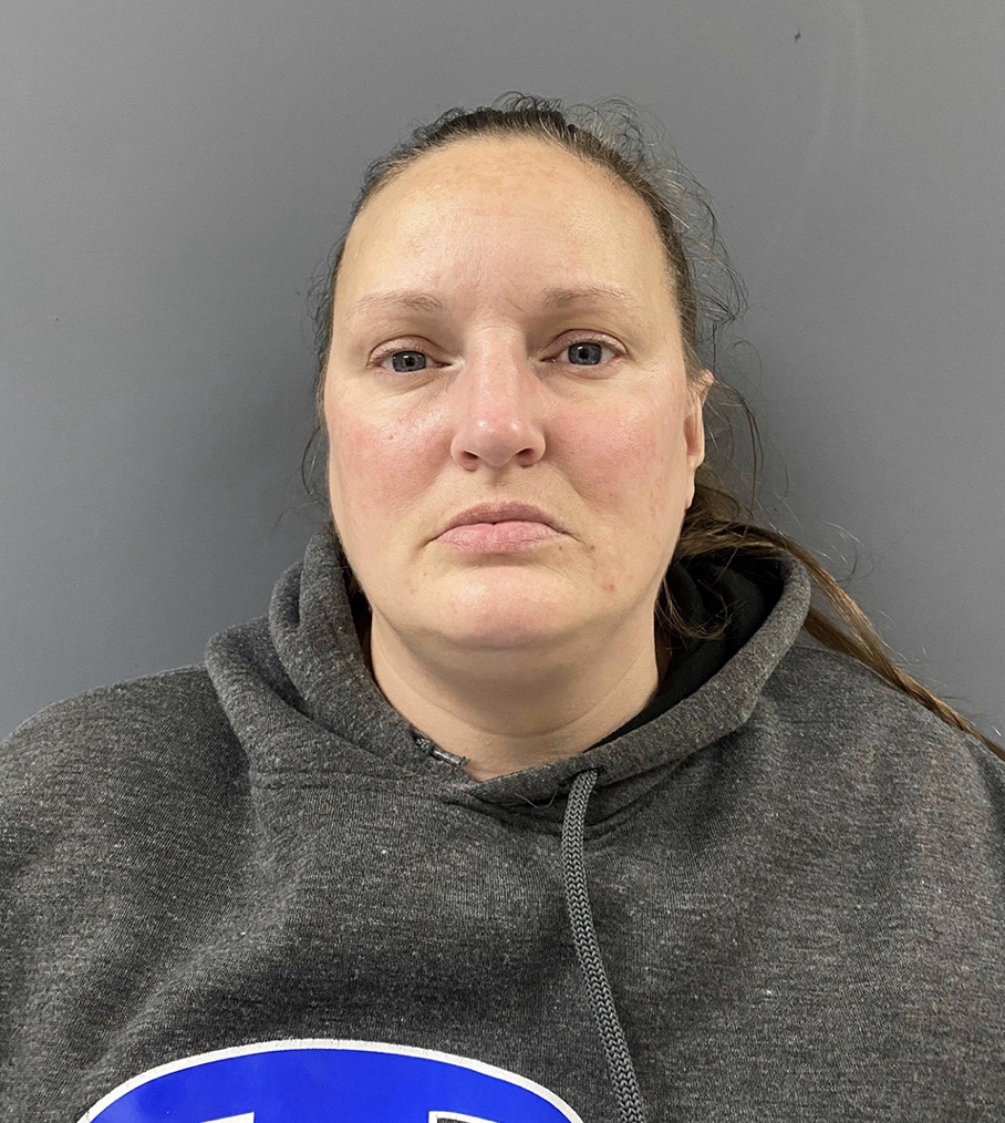 Woman with 100+ arrests charged in death of Roderick MacLeod - Whats ...