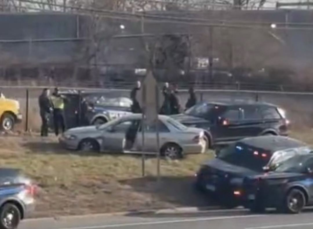 Police chase ends on I-95, Central Falls man arrested - Whats Going On ...